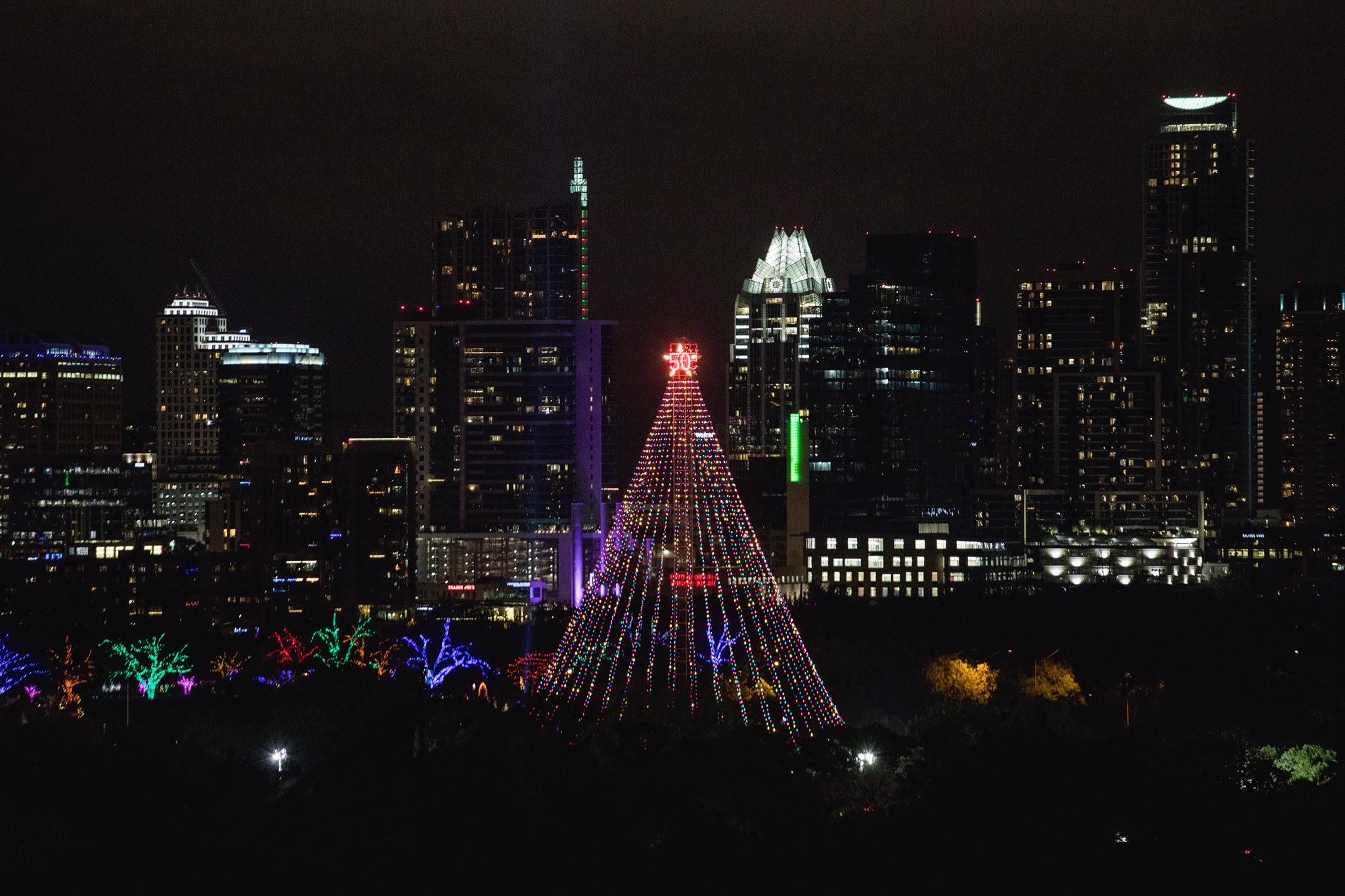 FREE Holiday Tree Lighting Events and Lights Around Austin – Junior ...